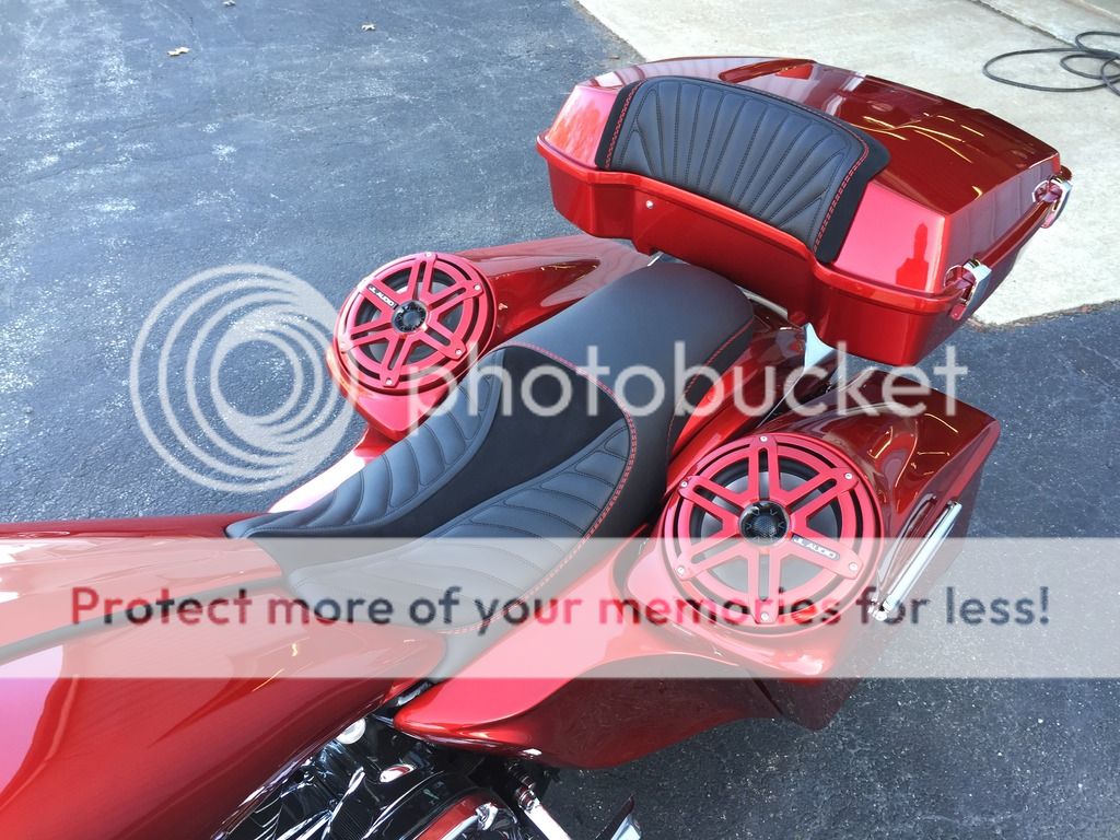 Full custom hand made seat & razor pak pad complete! | Road Glide