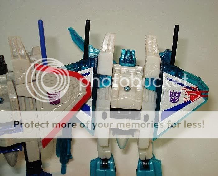 Images of 2009 Botcon Seekers Skyquake and Leozack? | TFW2005 - The ...
